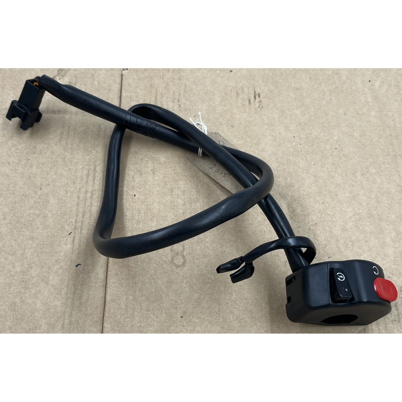 Triumph Right Hand Switch Assembly T2049255 – World Of Triumph